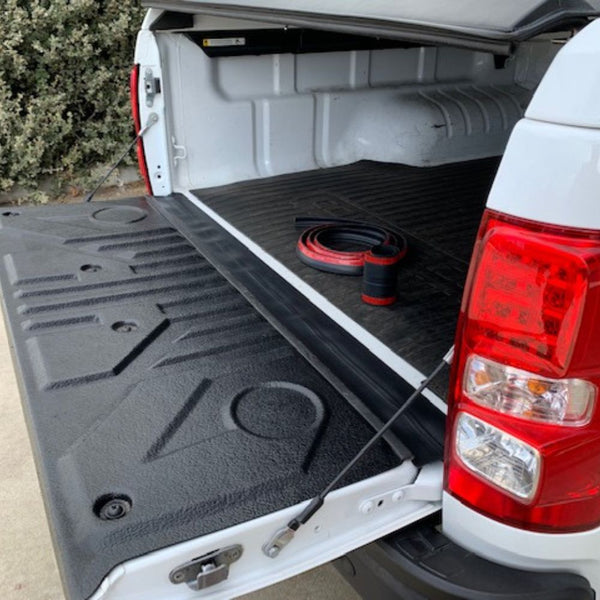 Universal Rubber Tailgate Gap Filler Cover Kit 2m x 108mm - Stormor ...